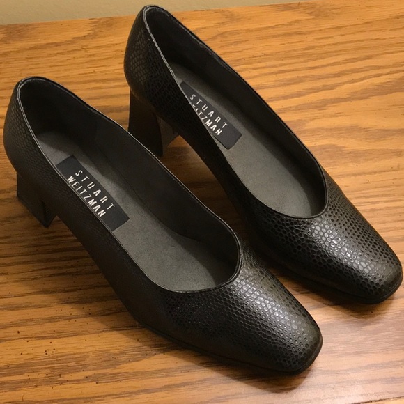 Stuart Weitzman | Shoes | Stuart Weitzman Black Heels Size 75 | Poshmark